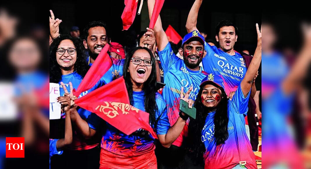 RCB: RCB loyal legion never wanes | Bengaluru News - Times of India
