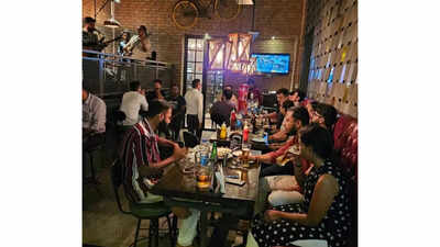 Liquor Sales: Rush at city bars, off-shops ahead of dry weekend ...