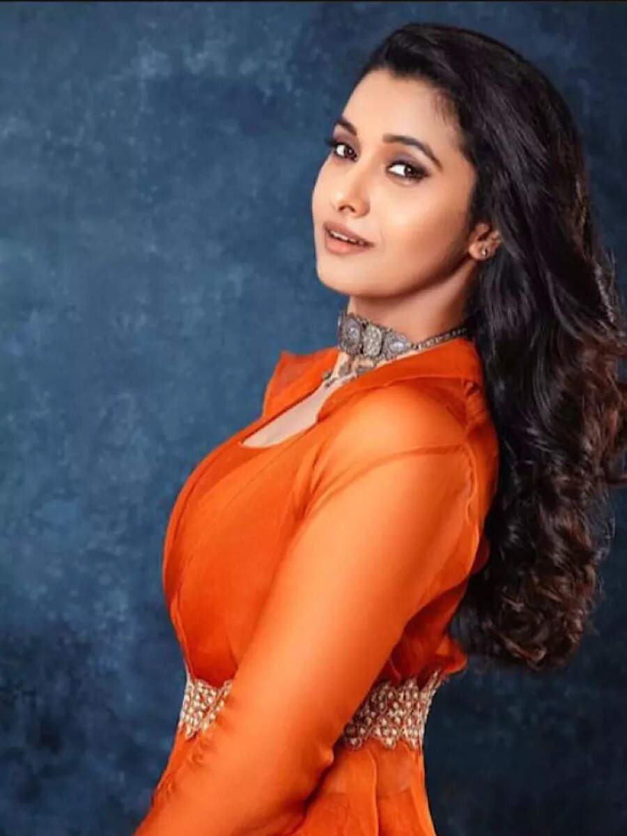 Stylish looks of Priya Bhavani Shankar | Times of India
