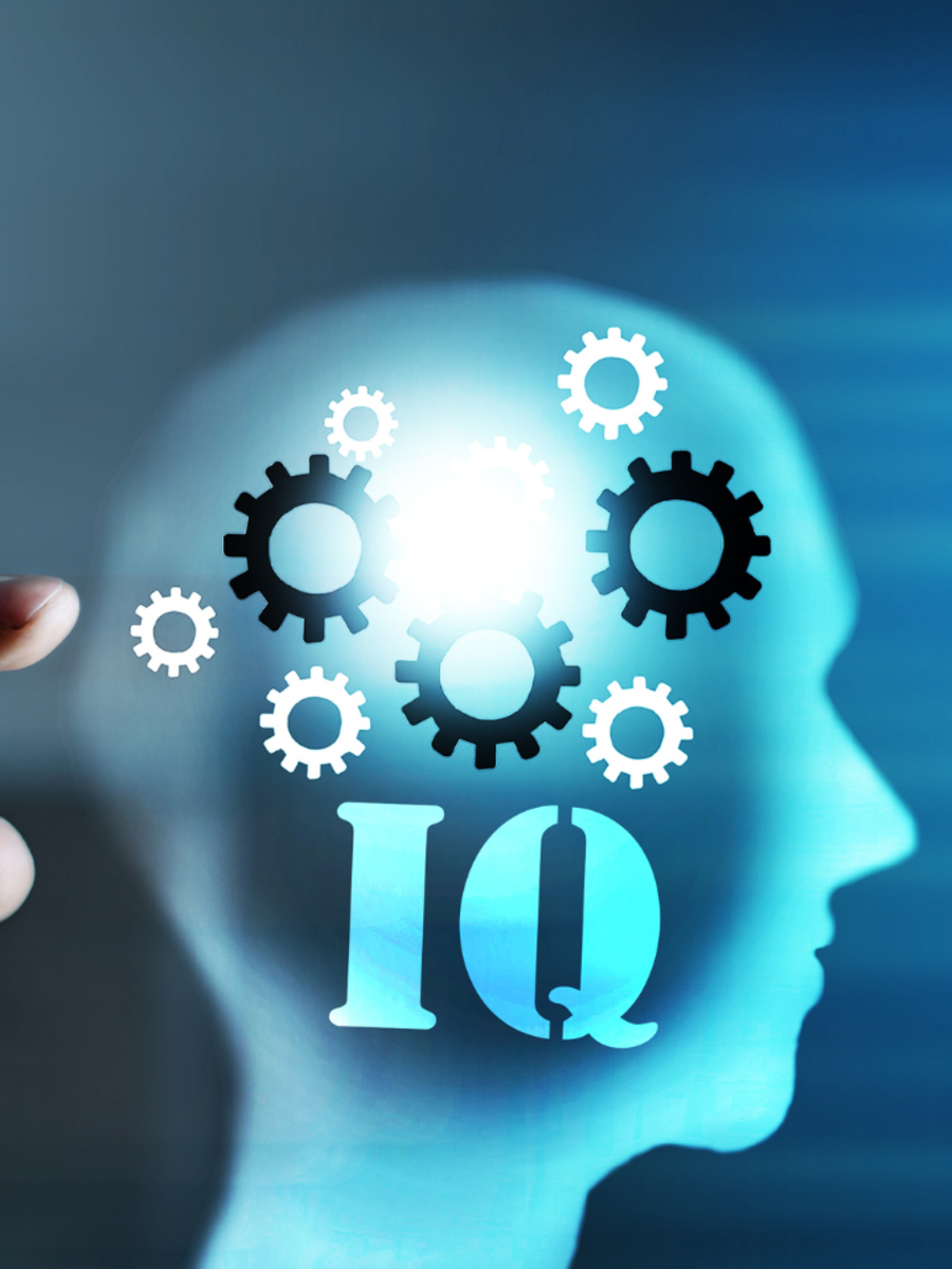 10 habits of people with high IQ | Times of India