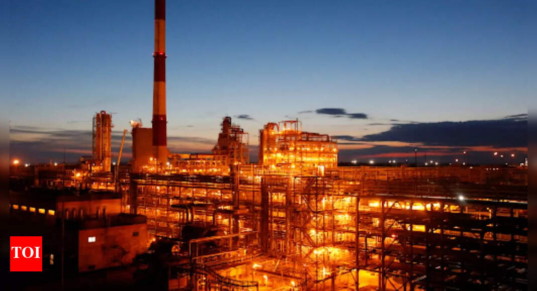 Slavyansk oil refinery in southern Russia halts operations after drone ...