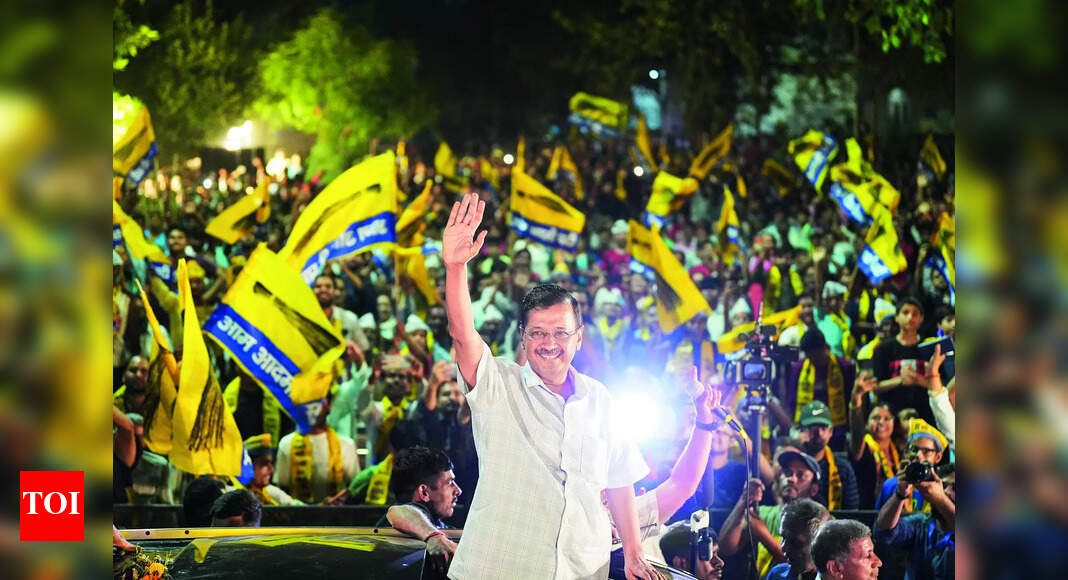 Kejriwal Hits Modi: Kejriwal hits out at Modi, says BJP will get less ...