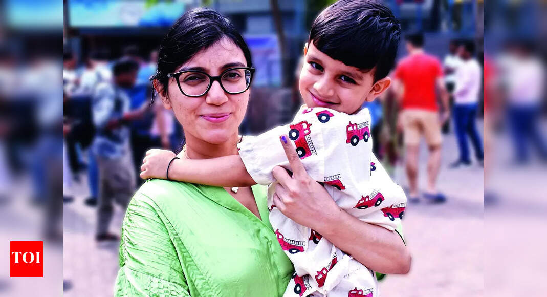 Voting Centre: Challenges Faced by Moms with Kids at Voting Centres ...