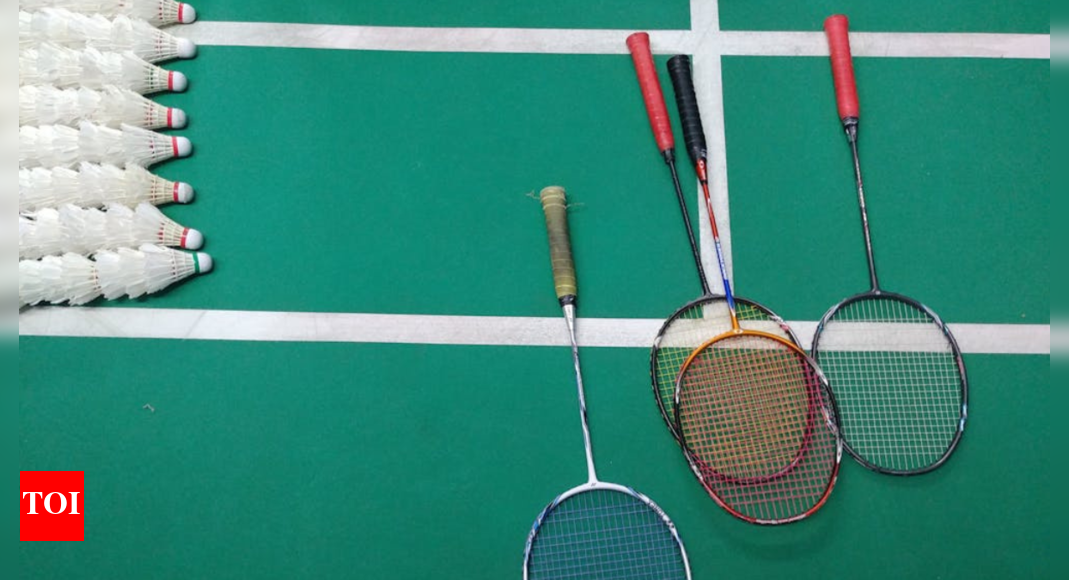 Best Badminton Kit Bags To Help You Keep & Carry Your Badminton Gear ...