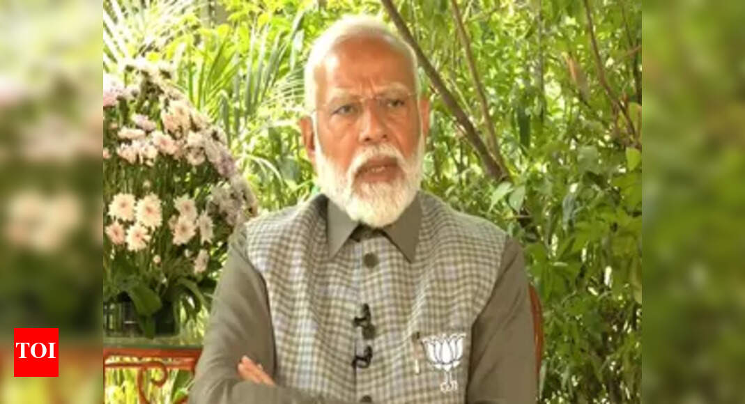 PM Narendra Modi pens letter to eminent people in Kashi ahead of June 1 ...