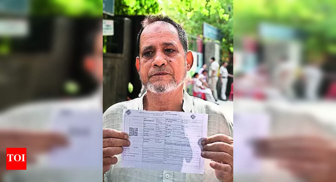 Voting Center: Many Voters Face Issues with Missing Names and Incorrect ...