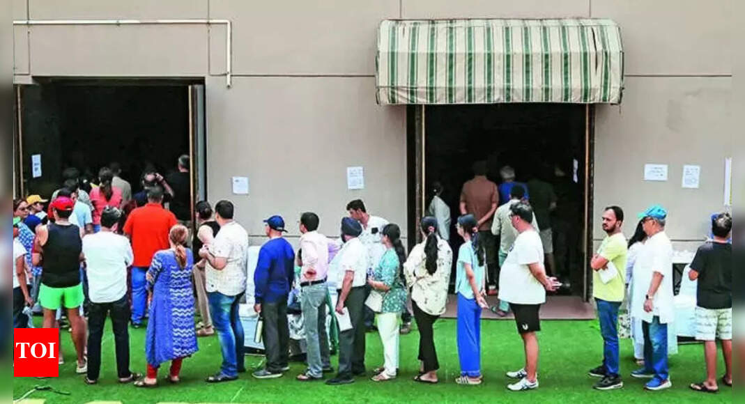 Lok Sabha election: Condo polling gets thumbs-up from voters, but long ...