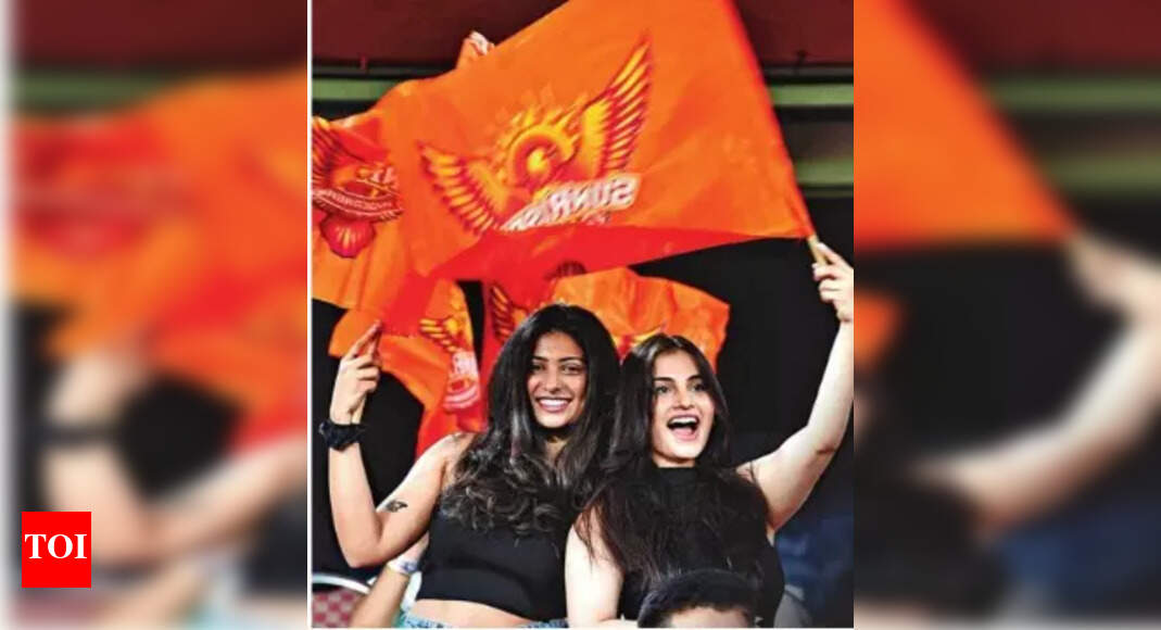 Orange Army Invades Thala Turf | Hyderabad News - Times of India