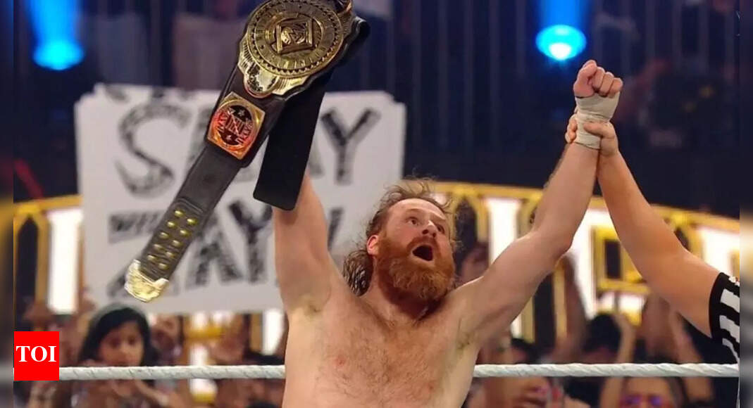 Sami Zayn retains Intercontinental Championship in triple threat match ...