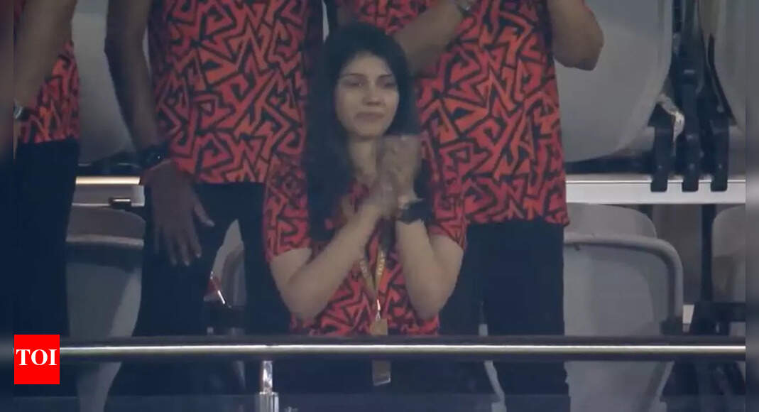 Sunrisers Hyderabad co-owner Kavya Maran in tears after team's big loss ...