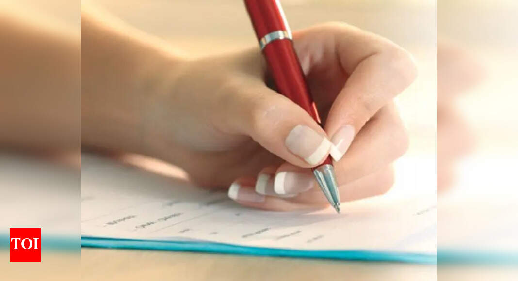 MHT-CET Paper: Students point to ‘erroneous’ question in MH-CET paper ...