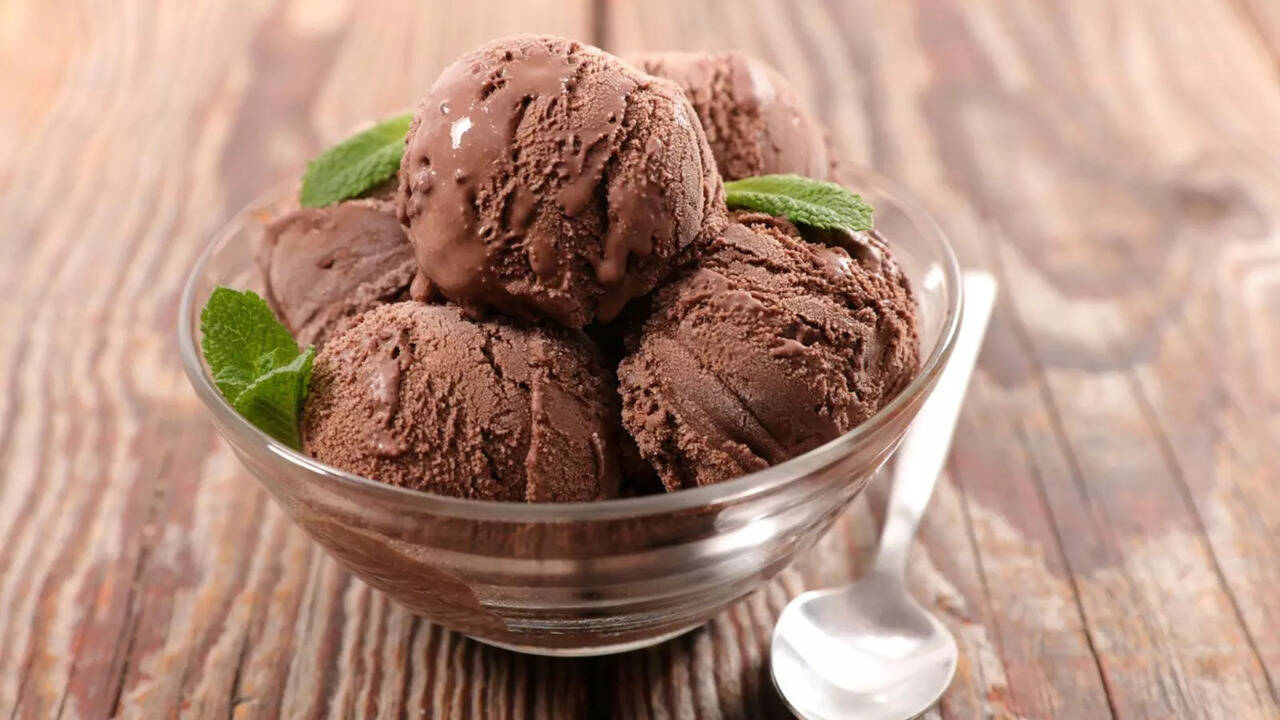 Indulge In Decadence: Homemade Vegan Chocolate Ice Cream Recipe