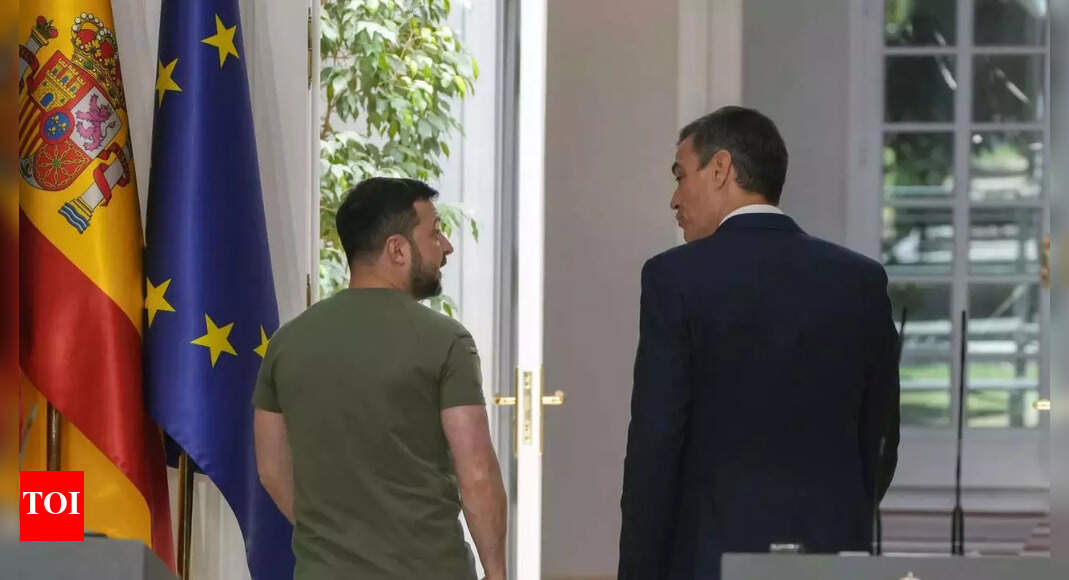 Spanish government split on providing military support to Ukraine ...