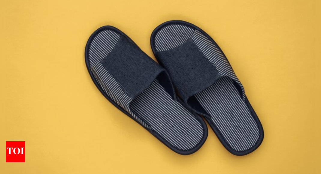 Stylish Slippers for Men: Top Picks - The Times Reviews