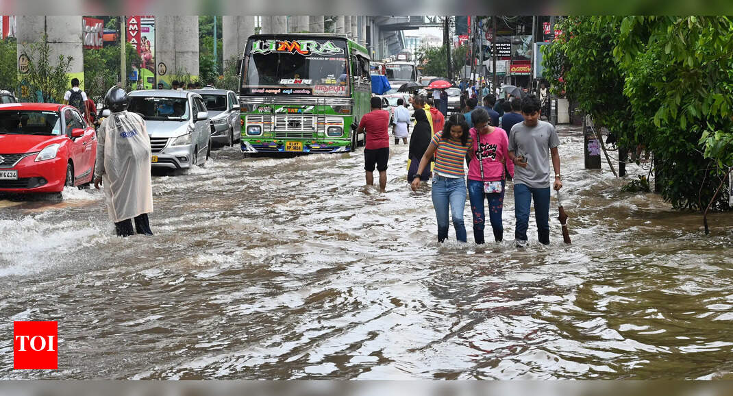 Torrential Rains: Parts of Ernakulam Hit by Torrential Rains | Kochi ...
