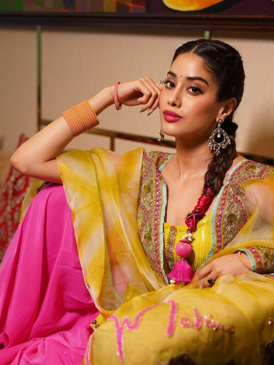 Salwar Kameez Ideas For Low-Key Roka Ceremonies | Times Now