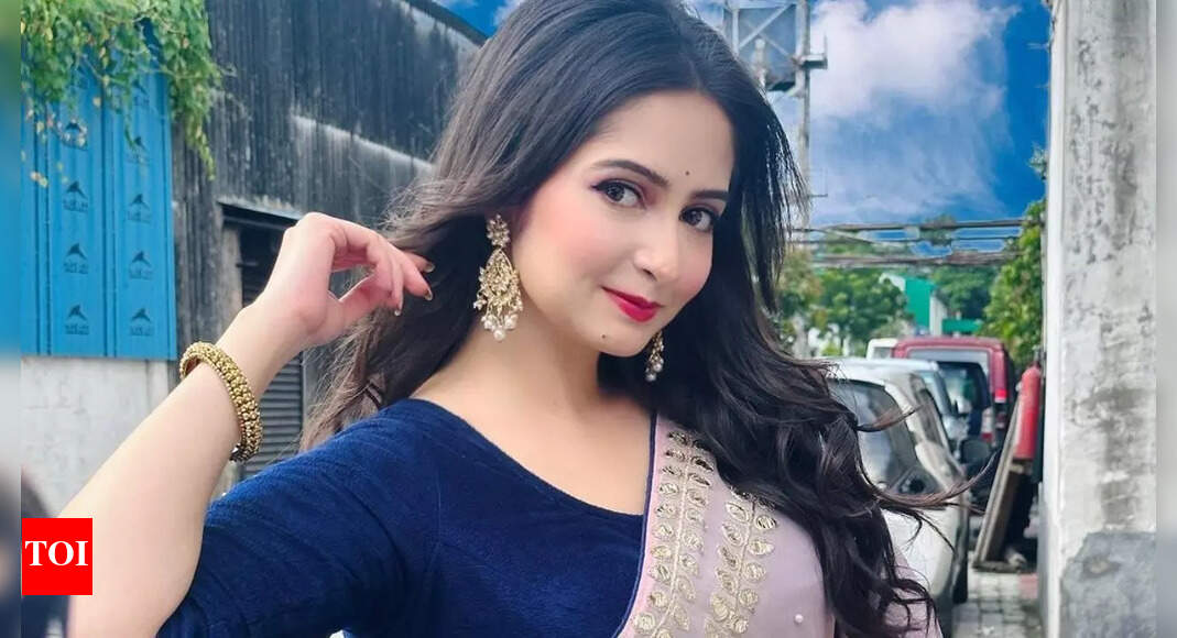 Shreema Bhattacharya returns to Bengali TV; Pairs up with Sourajit Banerjee for the new show ...