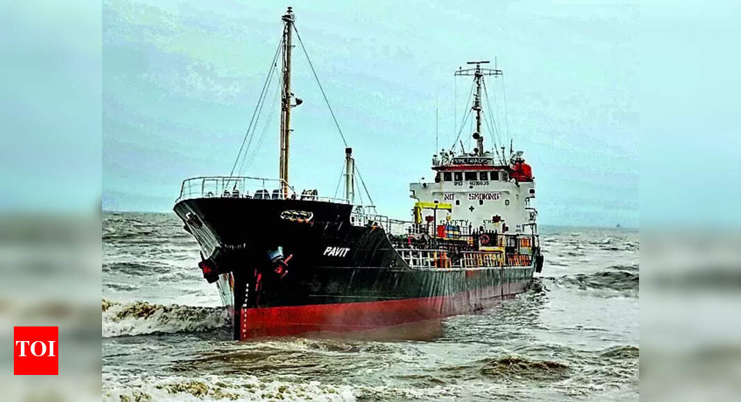 Port Limits: HC moved for nod to arrested vessels to leave port limits ...