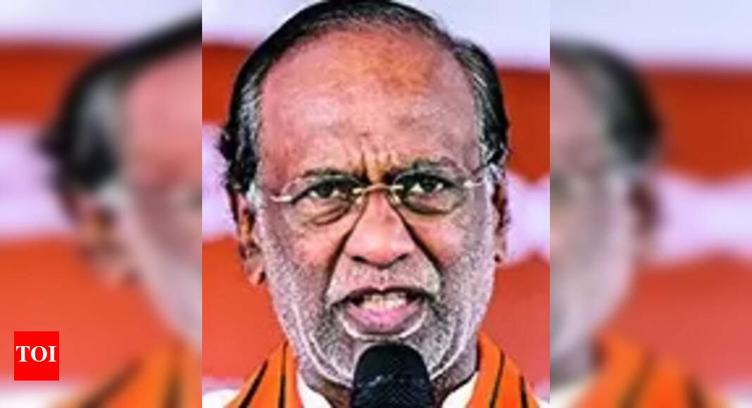 KCR: BJP demands CBI probe into illegal phone tapping case involving KCR and Harish Rao ...