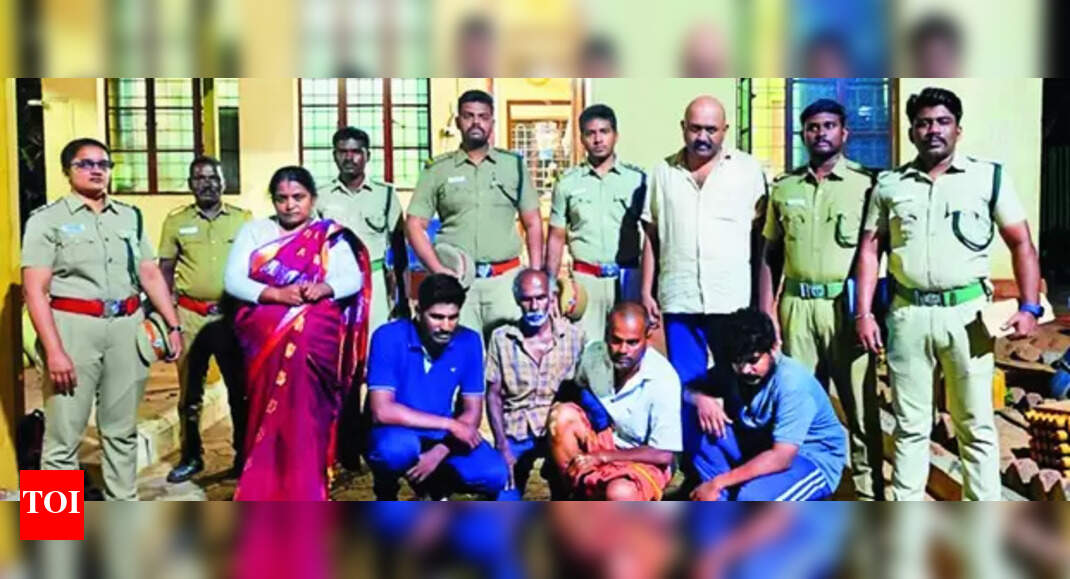 Ivory Smuggling: Six-member gang involved in ivory smuggling arrested ...