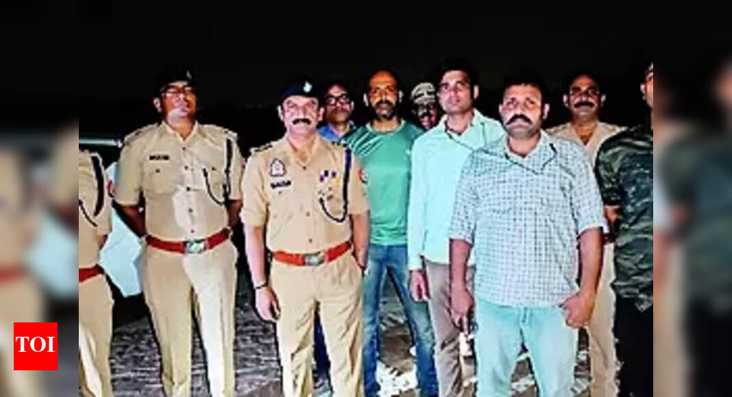 Gangster: Gangster held after police encounter, aides manage to flee ...