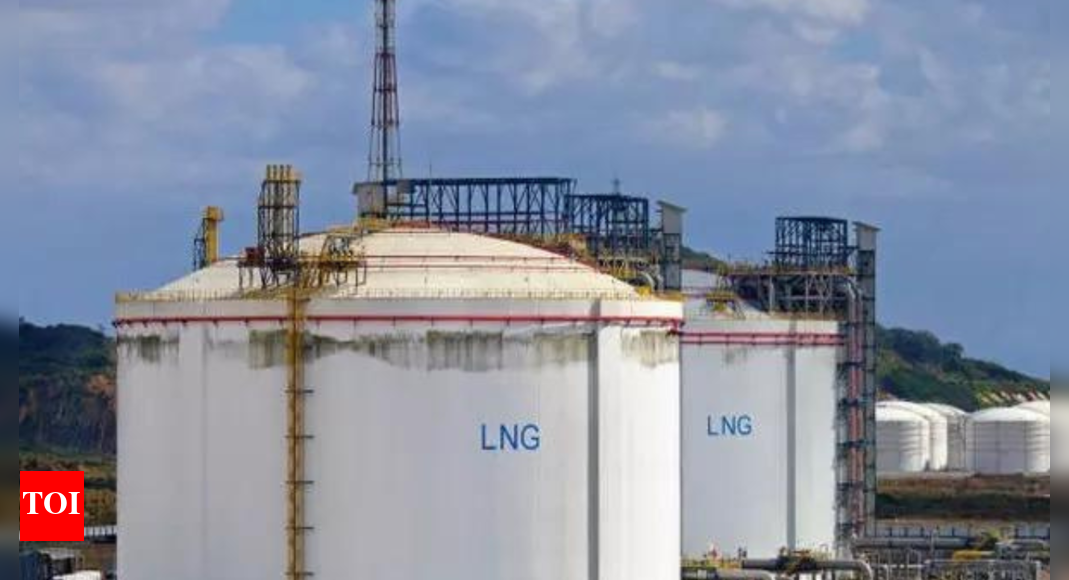 Heat wave drives up gas-based power generation and LNG demand - Times ...