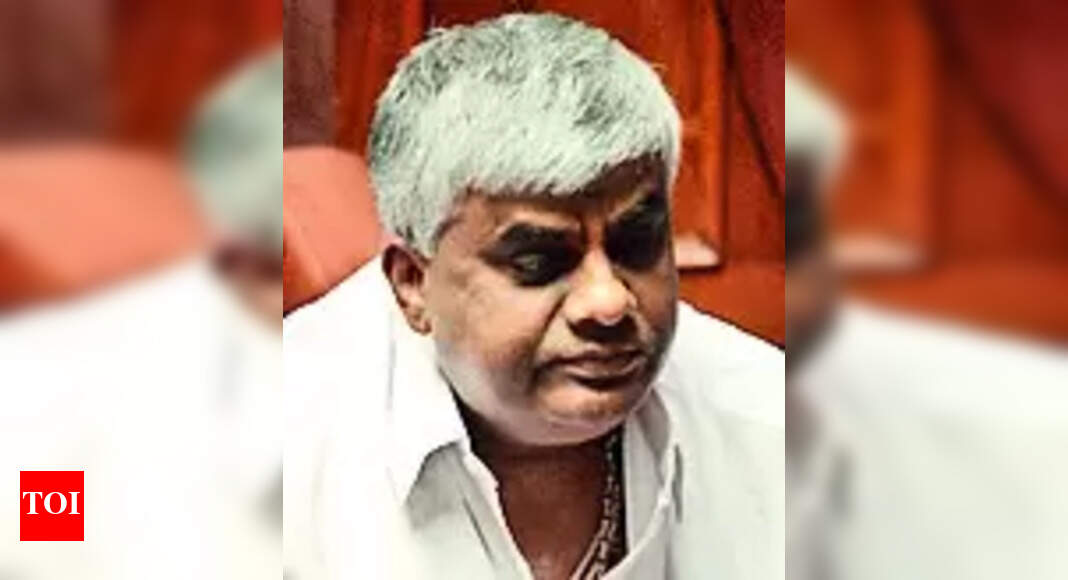 Revanna: Former minister HD Revanna forgets father-in-law's name during ...