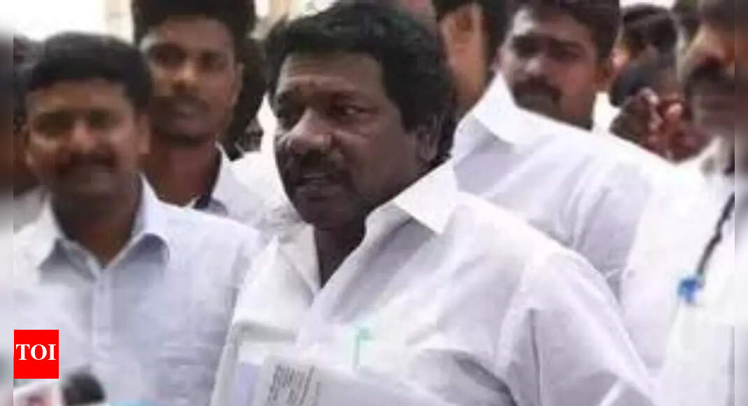 Tamil actor Karunas found in possession of bullets at Chennai airport ...
