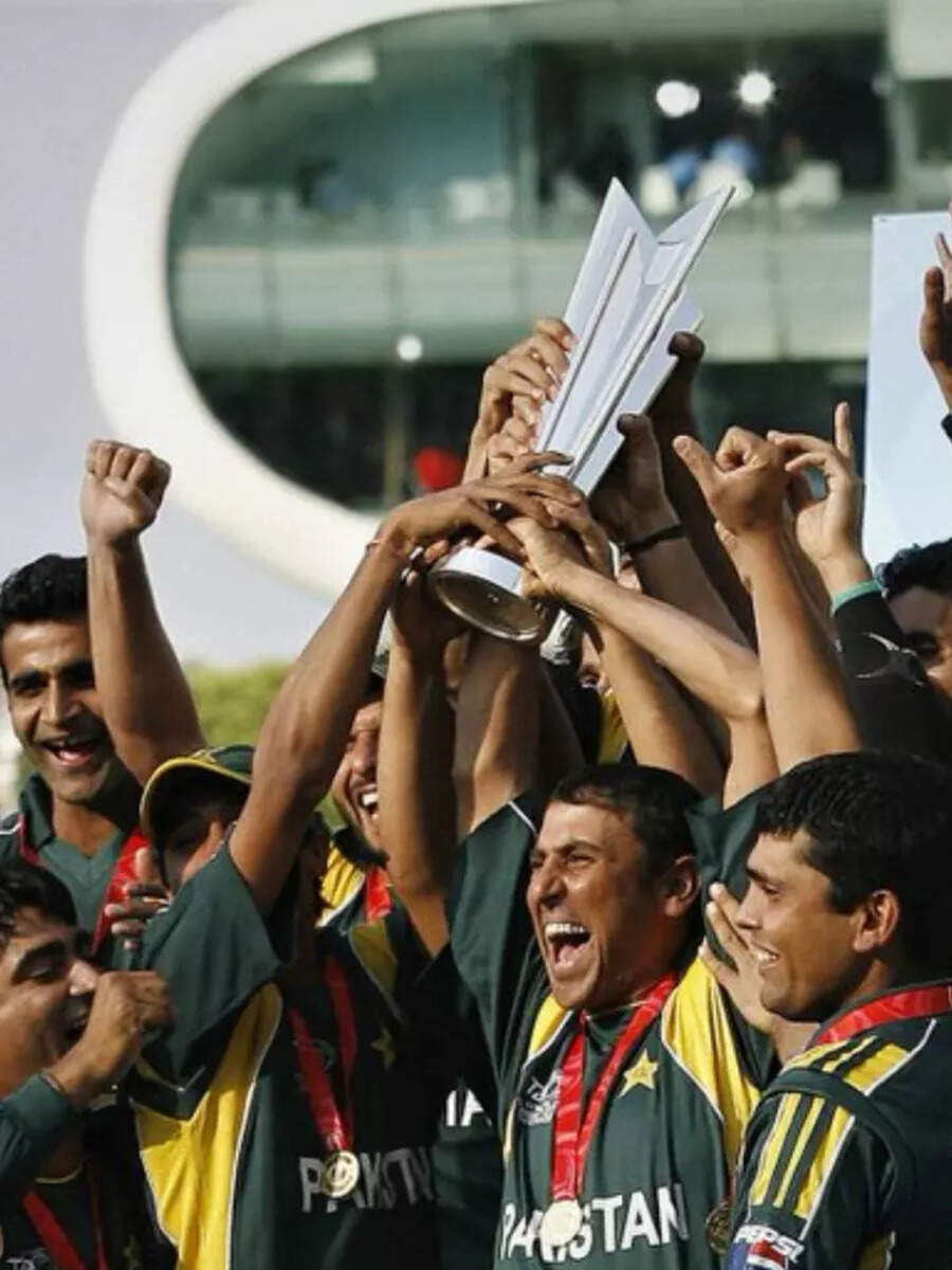 3 Pakistan Players To Win Both IPL And T20 World Cup | Times Now