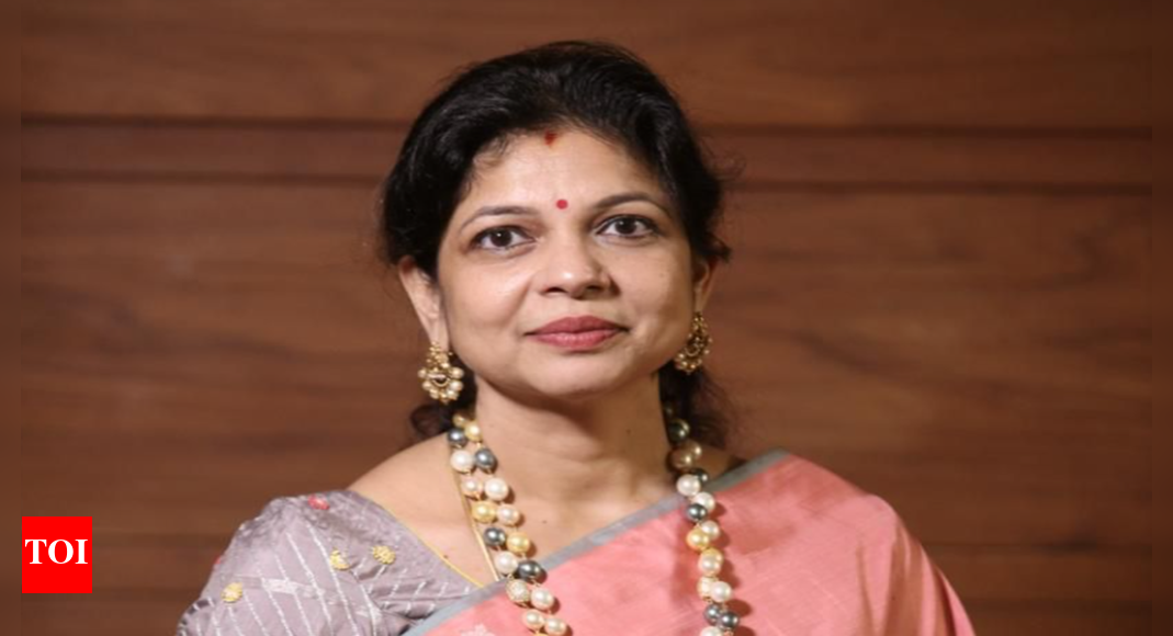 Sowmiya Anbumani leads in Dharmapuri | Chennai News - Times of India