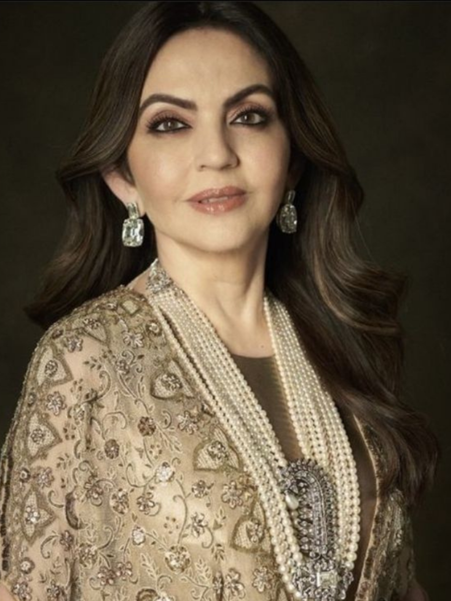 Breathtaking gown looks of Nita Ambani | Times of India