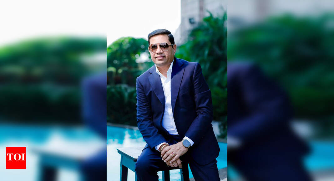 Yash Ahlawat, founder of Studio 91 Films meets Prime Minister of India Narendra Modi - Times of ...