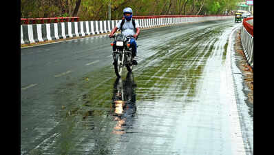 Rain Respite After A Hot & Humid Day | Delhi News - Times of India