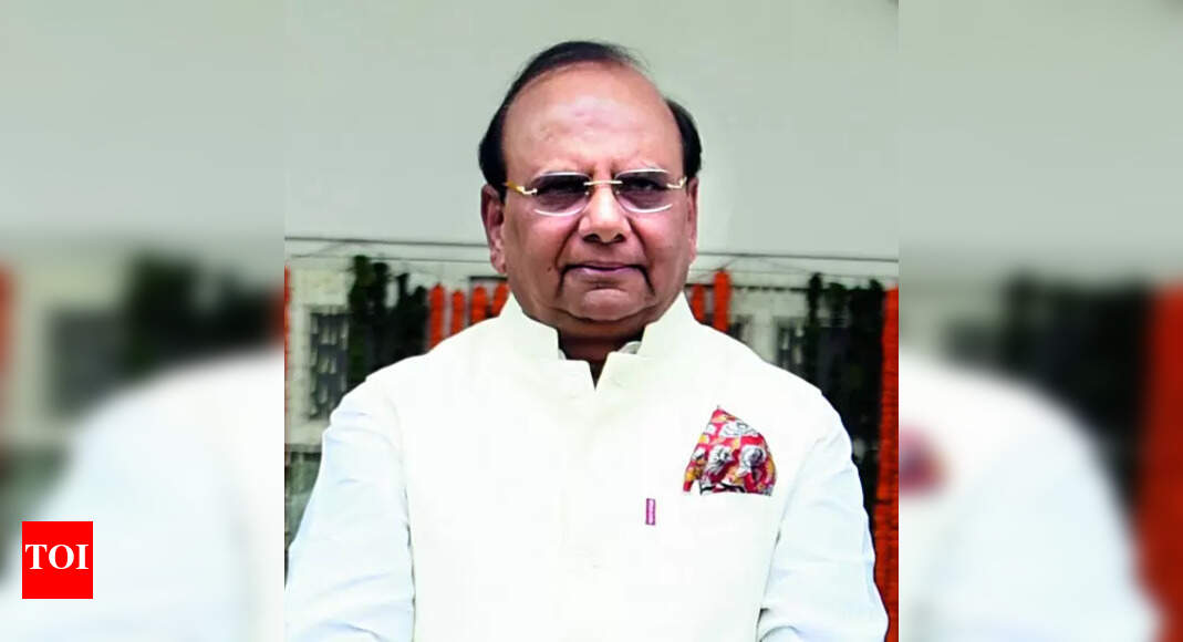 DDA Drive: LG plants 100 saplings in park during DDA drive for green ...