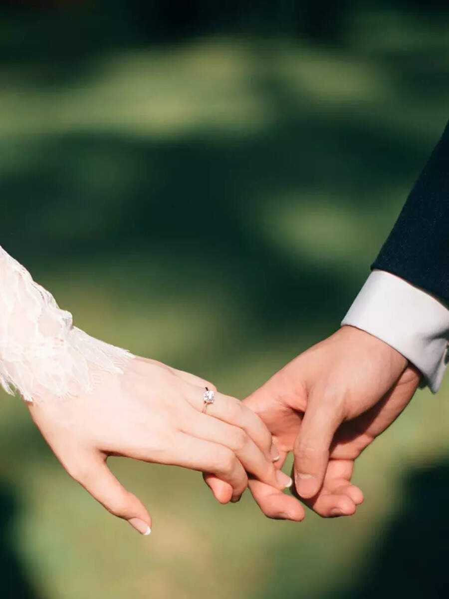 Signs of emotionally safe relationship | Times of India