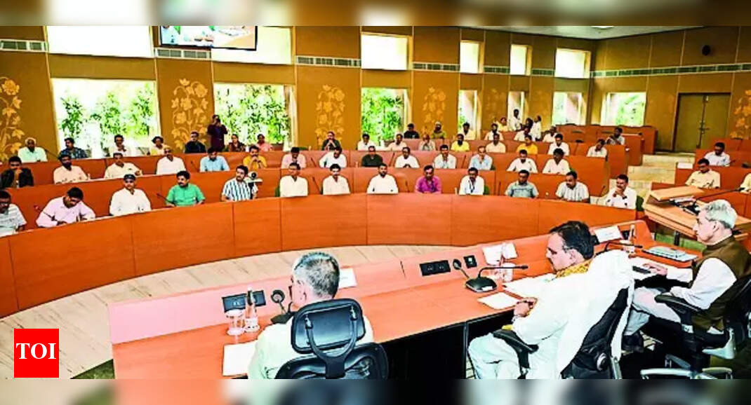 Budget Meeting: Employees Insist on OPS in Pre-Budget Meeting with CM ...