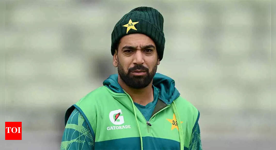 T20 World Cup: Rusty Theron accuses Haris Rauf of ball tampering ...