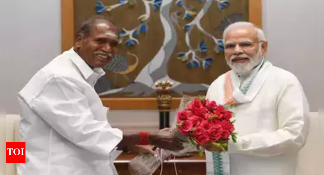 Puducherry CM Rangasamy greets Modi, Naidu | Puducherry News - Times of India