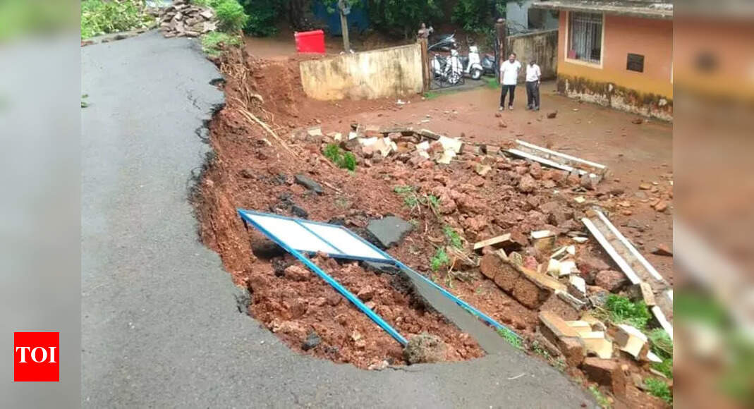 Power out again: Rain brings old woe with lightning speed | Goa News ...