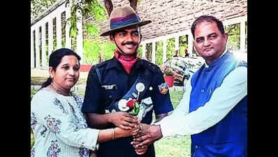 Lieutenant Aniket Sahadev Kumbhar: Lieutenant Aniket Sahadev Kumbhar ...