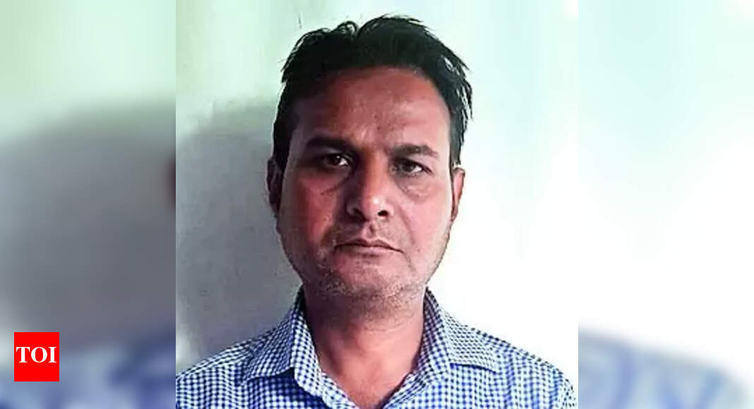 Gold Loan Fraud: Banker held for ₹2.5cr gold loan fraud in Maharashtra ...