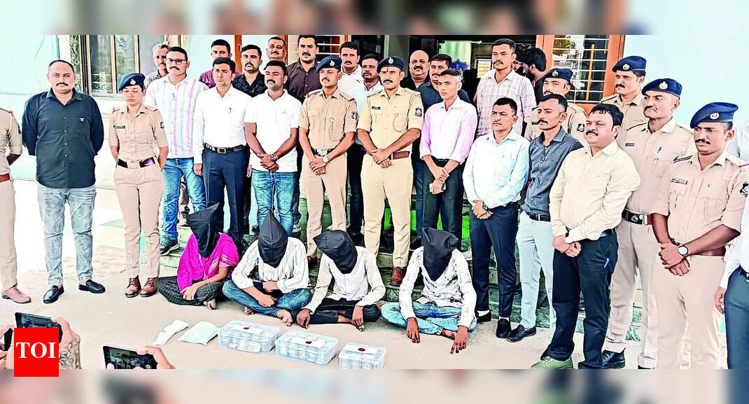 Robbery: Seven arrested for 40 lakh cash loot in Anjar, including three ...