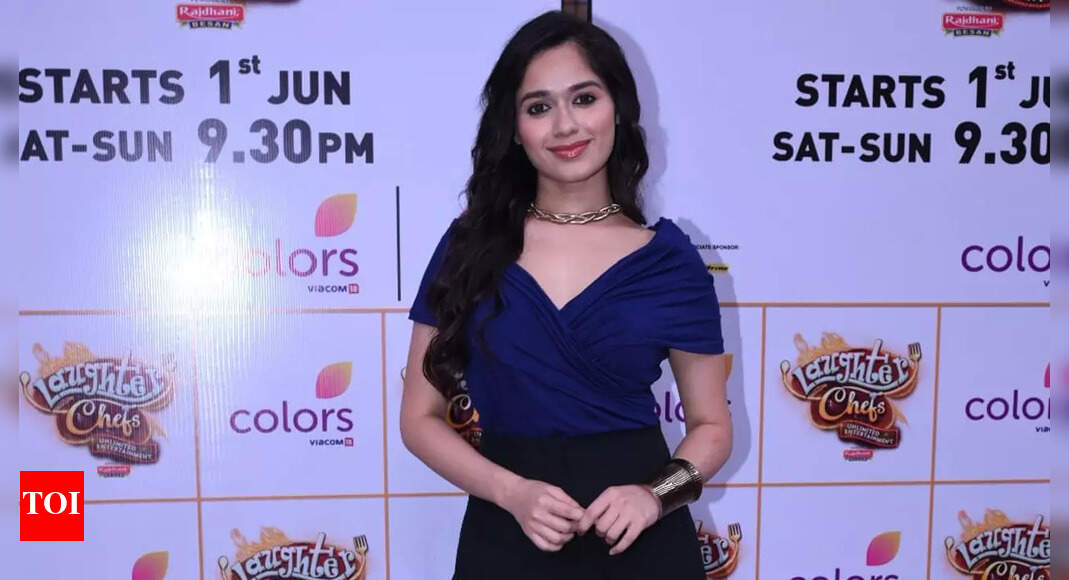 Jannat Zubair Reacts With A Why Not To Phulwa Returning On Tv