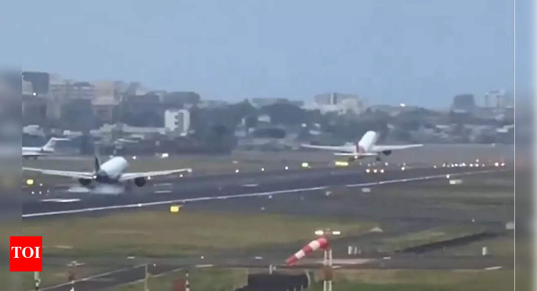 4. Two planes almost collide over Mumbai airport - Times of India