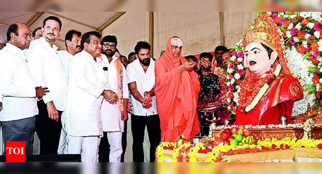 Lingayat Sub-Sects: Lingayat sub-sects must join together to get quota ...