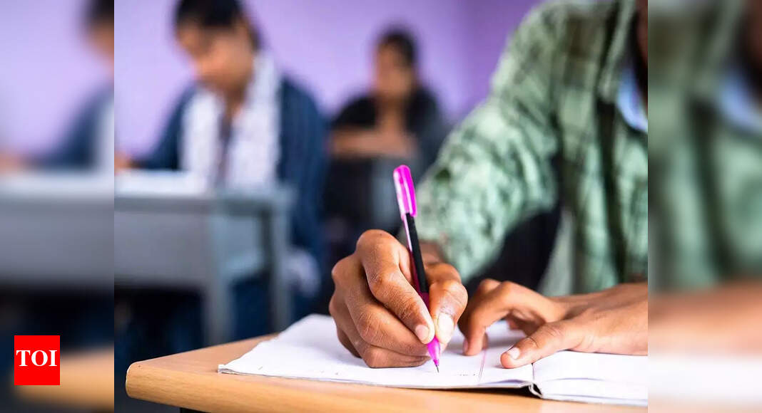 Manya Jain Tops IIT-K Zone in JEE Advanced with AIR 75 | Lucknow News ...