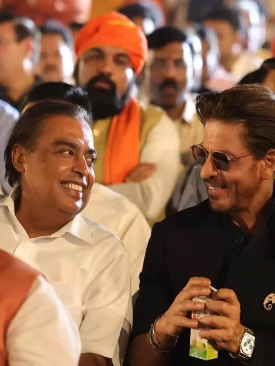 Bollywood Stars Add Glamour To PM Modi's Swearing-In Ceremony | Times Now