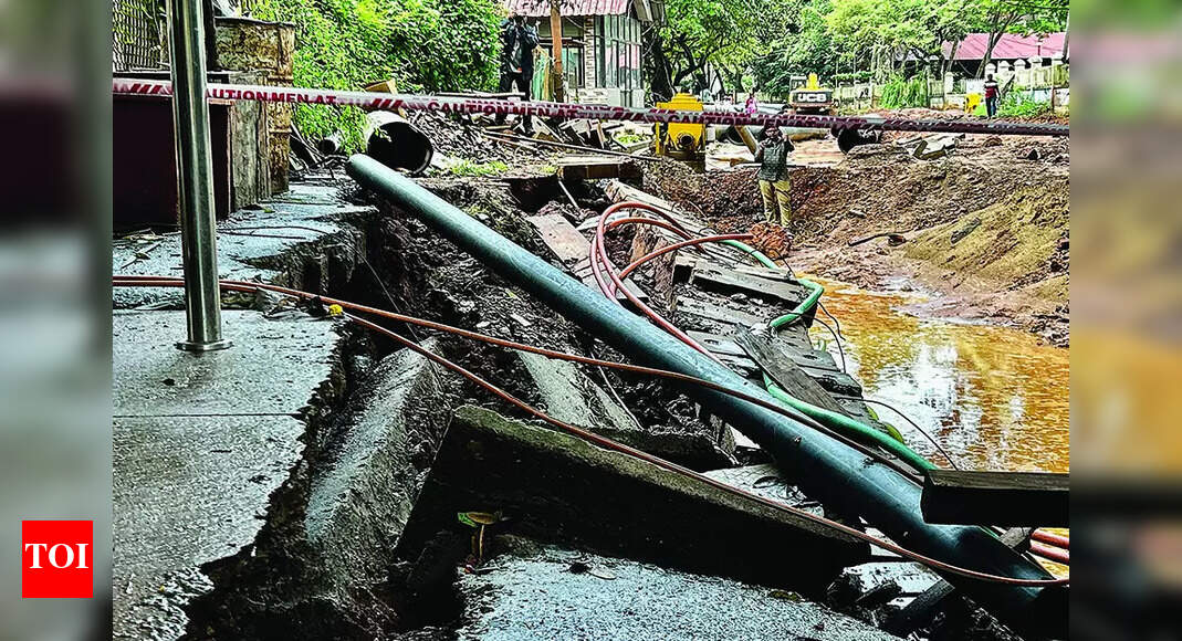 Newly-built drain collapses due to Smart City excavation | Goa News ...