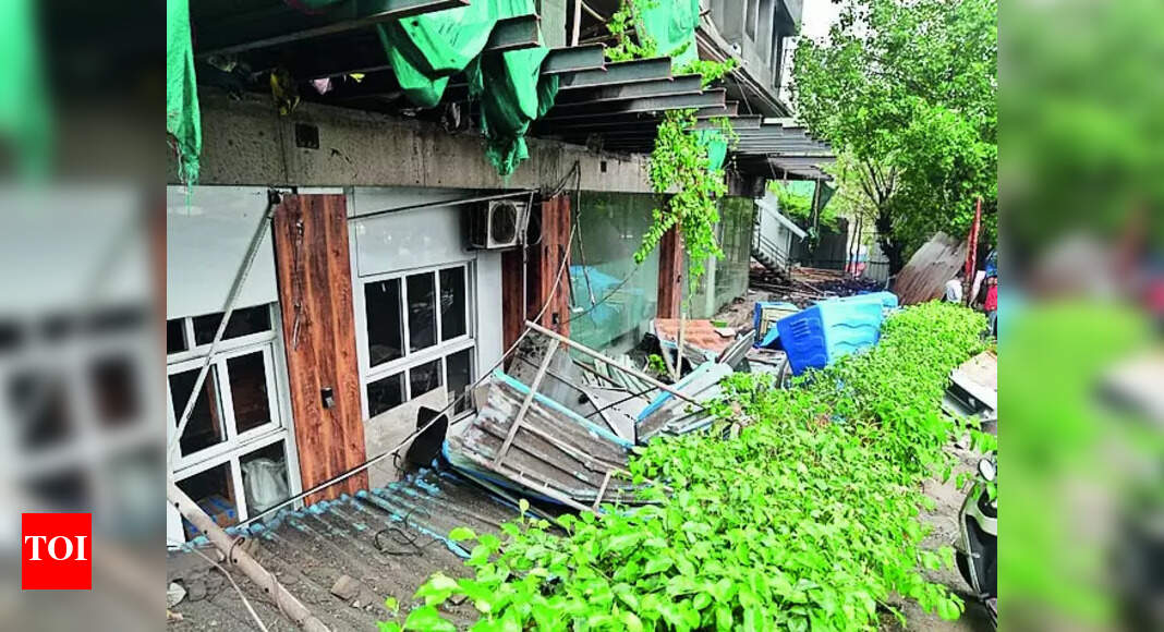 Metal Sheet Crash: Father and 10-Year-Old Son Die in Metal Sheet Crash ...