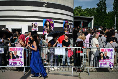 French left-wing parties pledge to team up for snap elections - Times ...